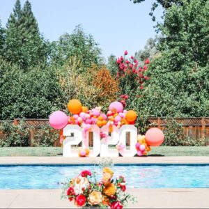 20 Floral Graduation Party Ideas - Lady Celebrations