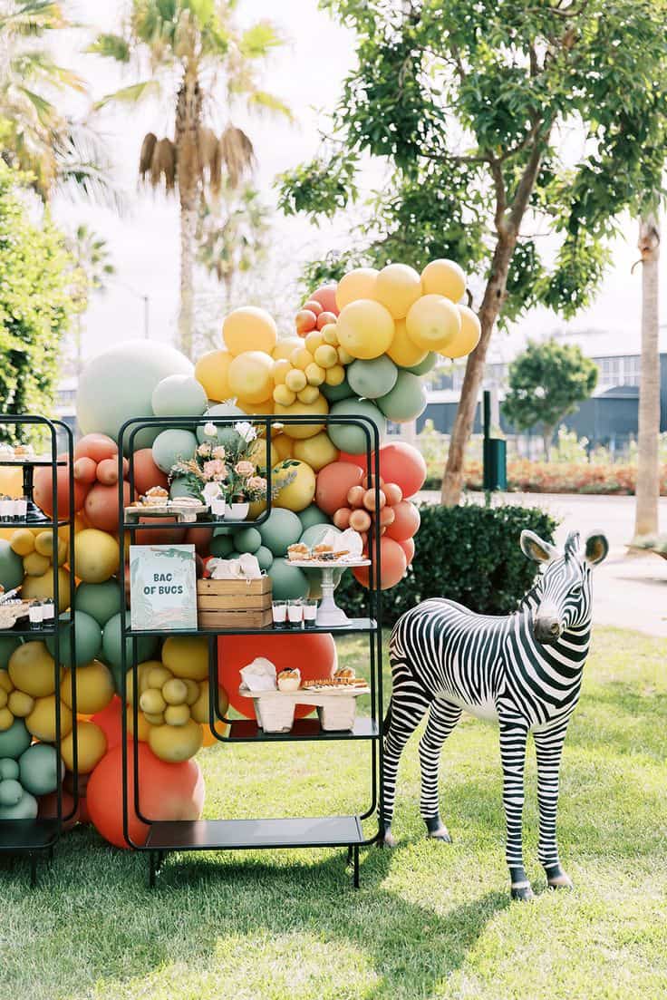 26 Jungle Birthday Party Ideas for Kids - Lady Celebrations