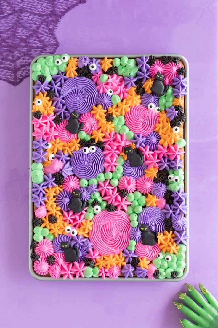 31 Easy Halloween Party Cake Ideas - Lady Celebrations