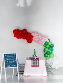 14 Home Alone Christmas Party Ideas - Lady Celebrations