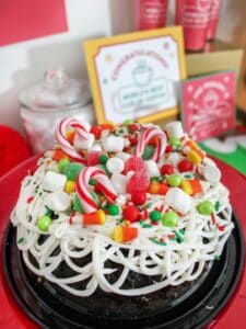 18 Elf Christmas Party Ideas - Lady Celebrations