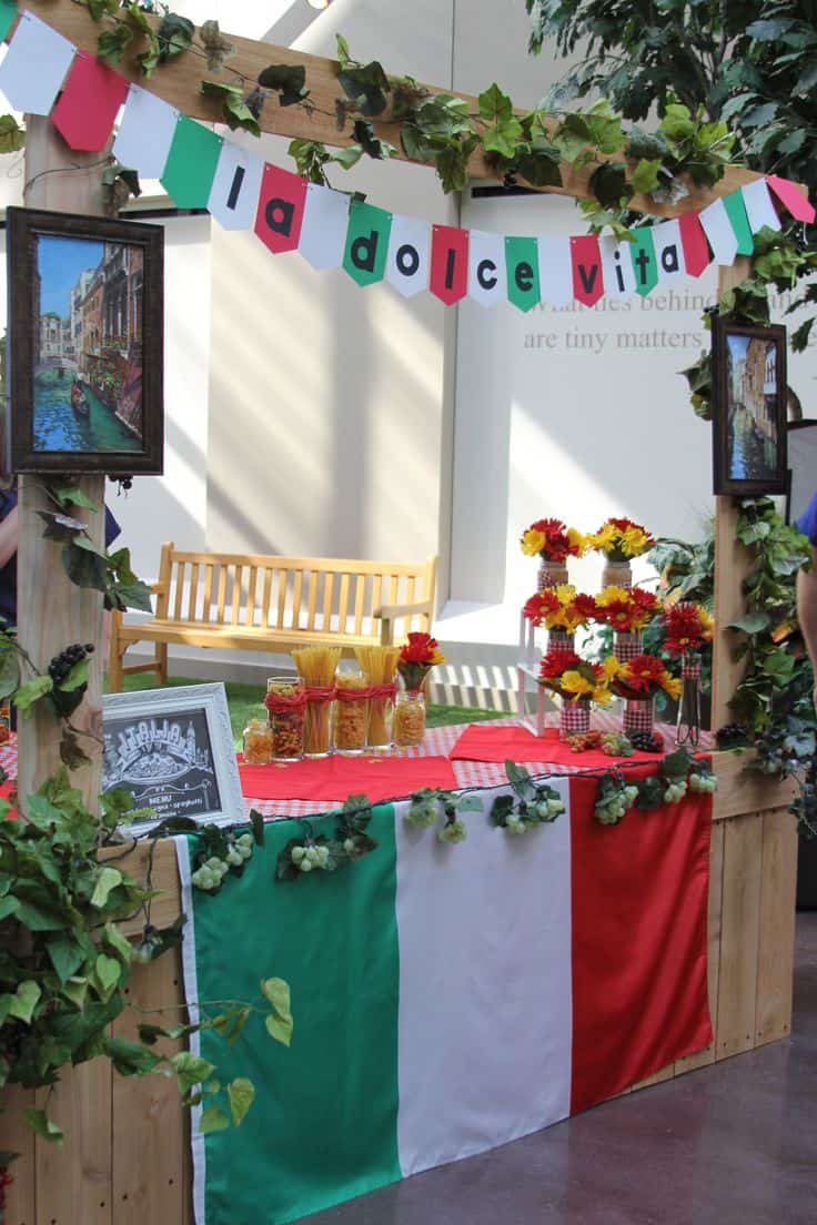20 Impressive Italian Party Ideas - Lady Celebrations