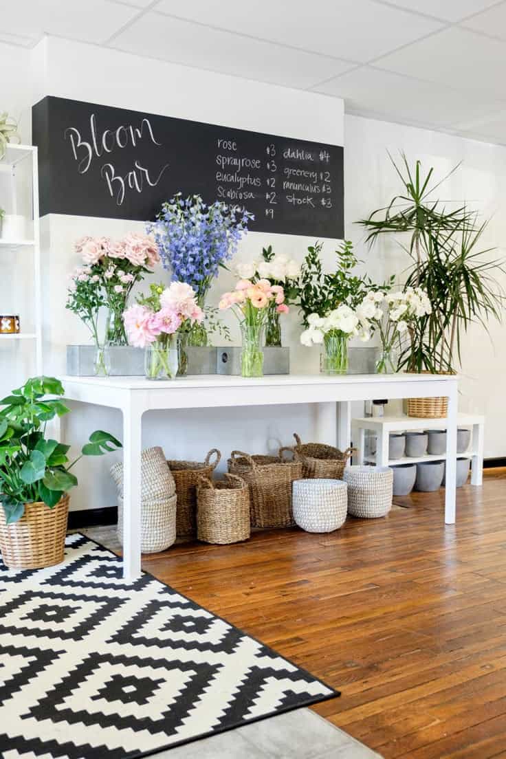 18 Fantastic Flower Bar Display Ideas - Lady Celebrations