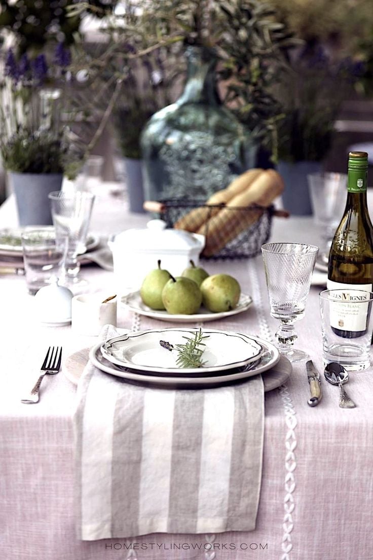 The Big List of 20 Dinner Party Themes - Lady Celebrations