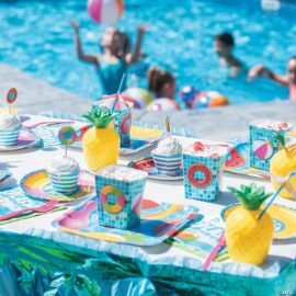30 Beach Party Ideas - Lady Celebrations