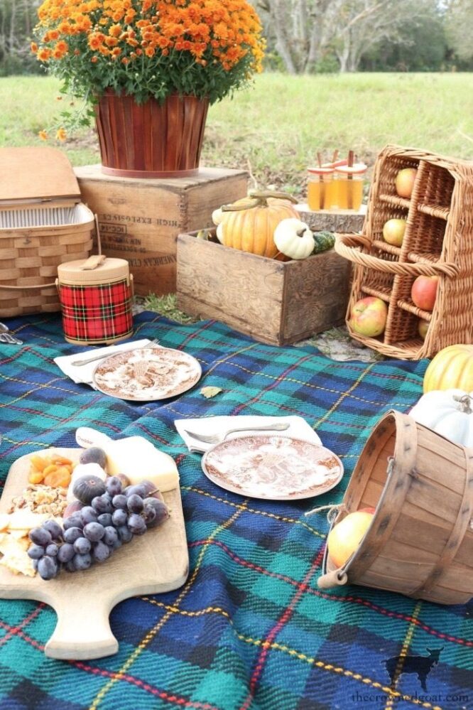 16 Fall Garden Party Ideas - Lady Celebrations