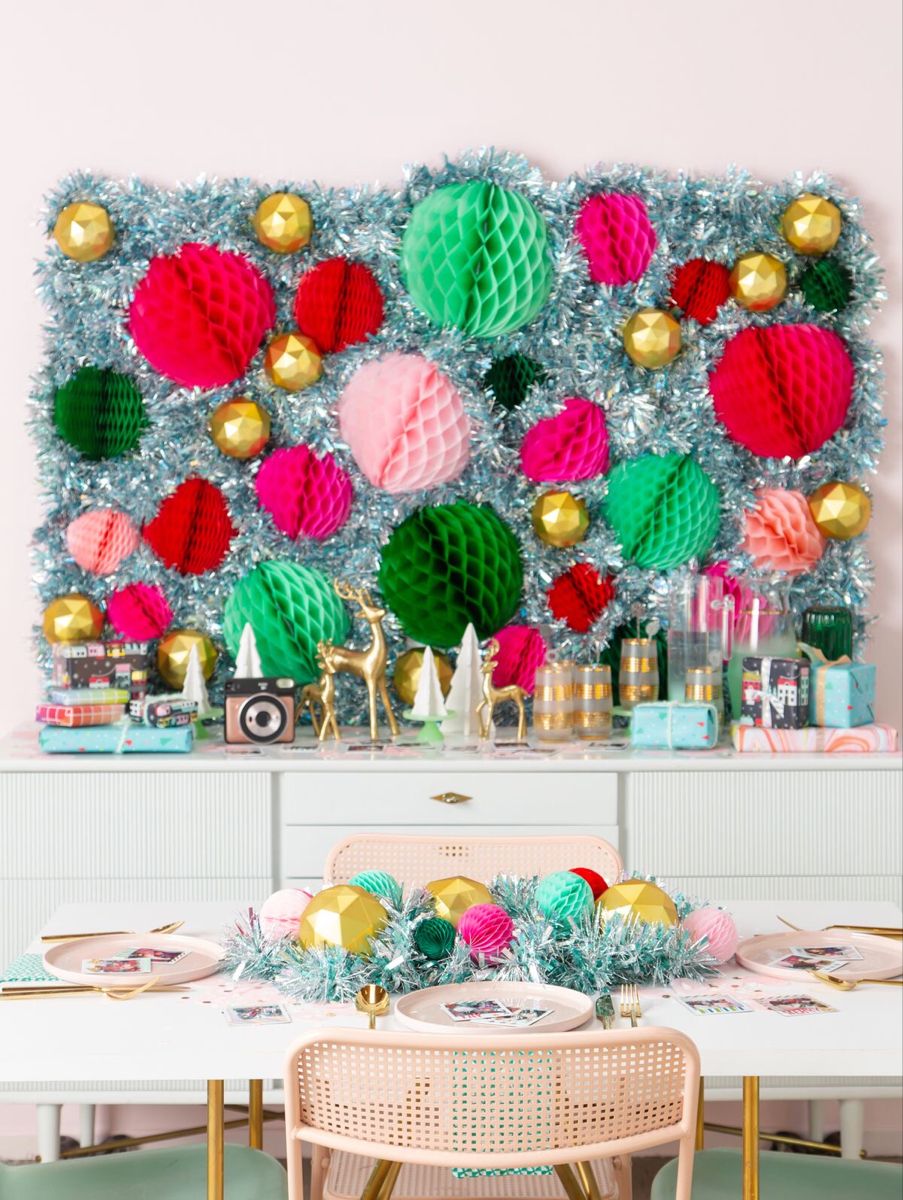 20 DIY Christmas Party Decorations - Lady Celebrations