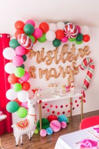 16 Feliz Navidad Christmas Party Ideas - Lady Celebrations