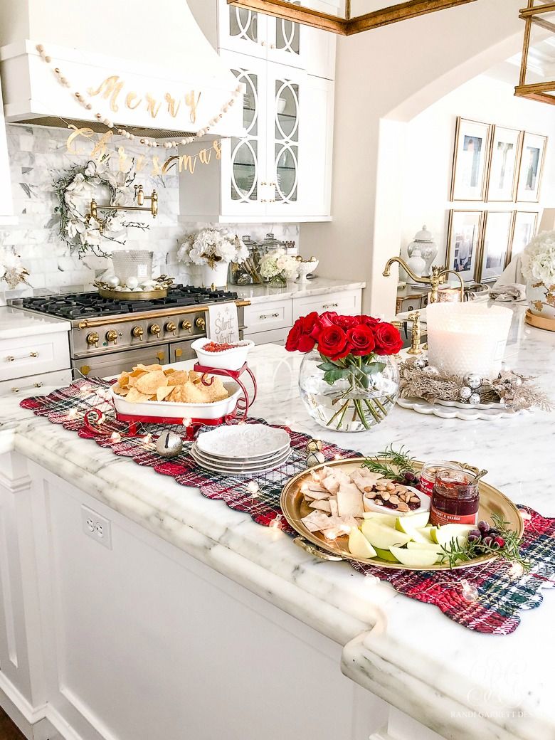 20 Elegant Christmas Party Ideas - Lady Celebrations